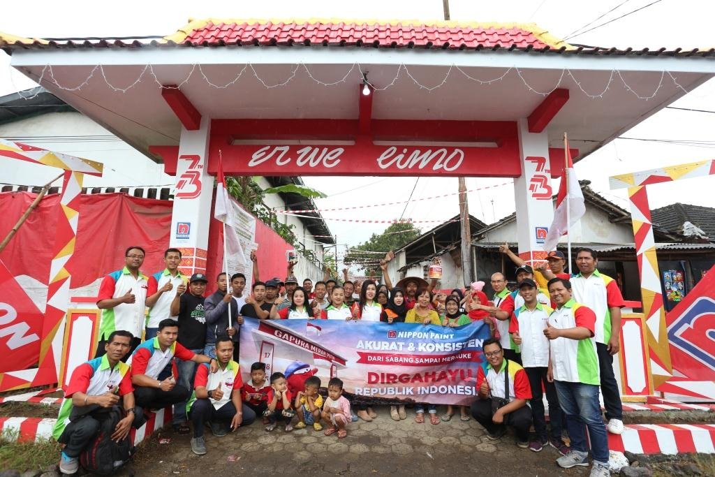 Gapura Merah Putih Nippon Paint Kembali Meraih Rekor MURI - asrinesia