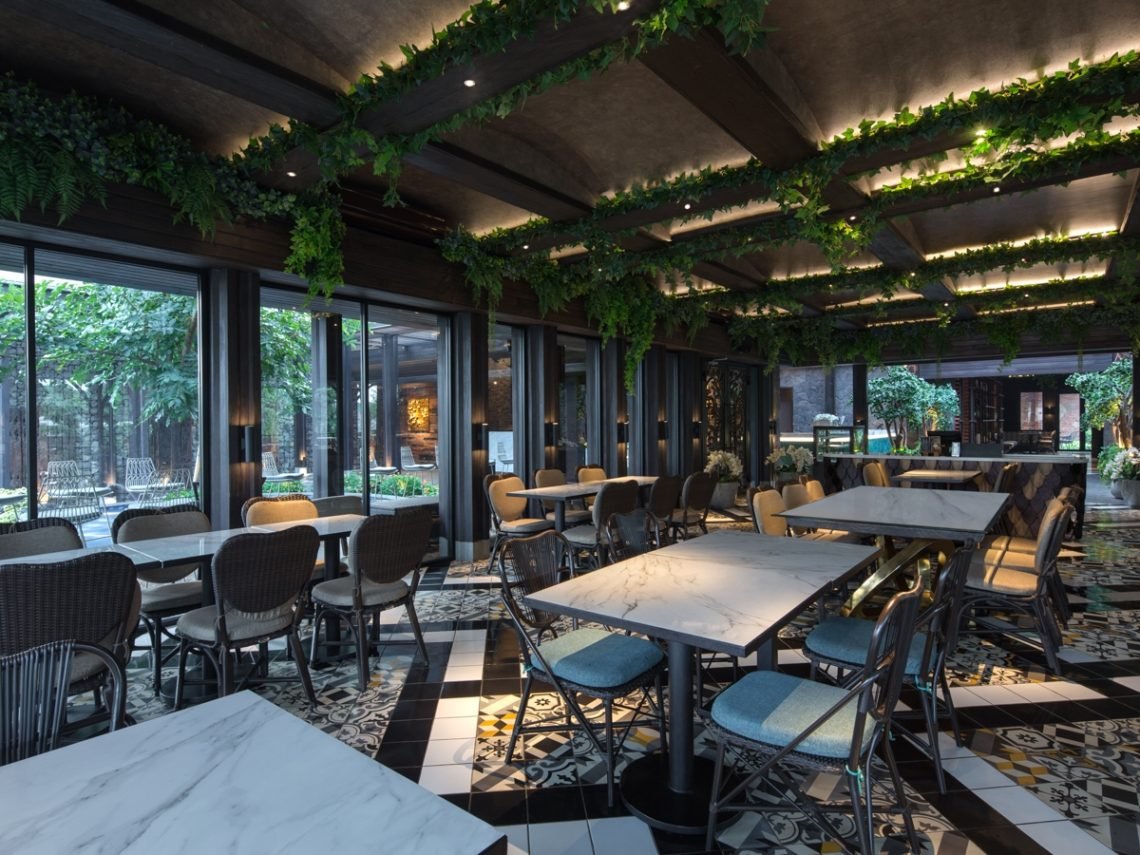 Medja Restaurant - asrinesia