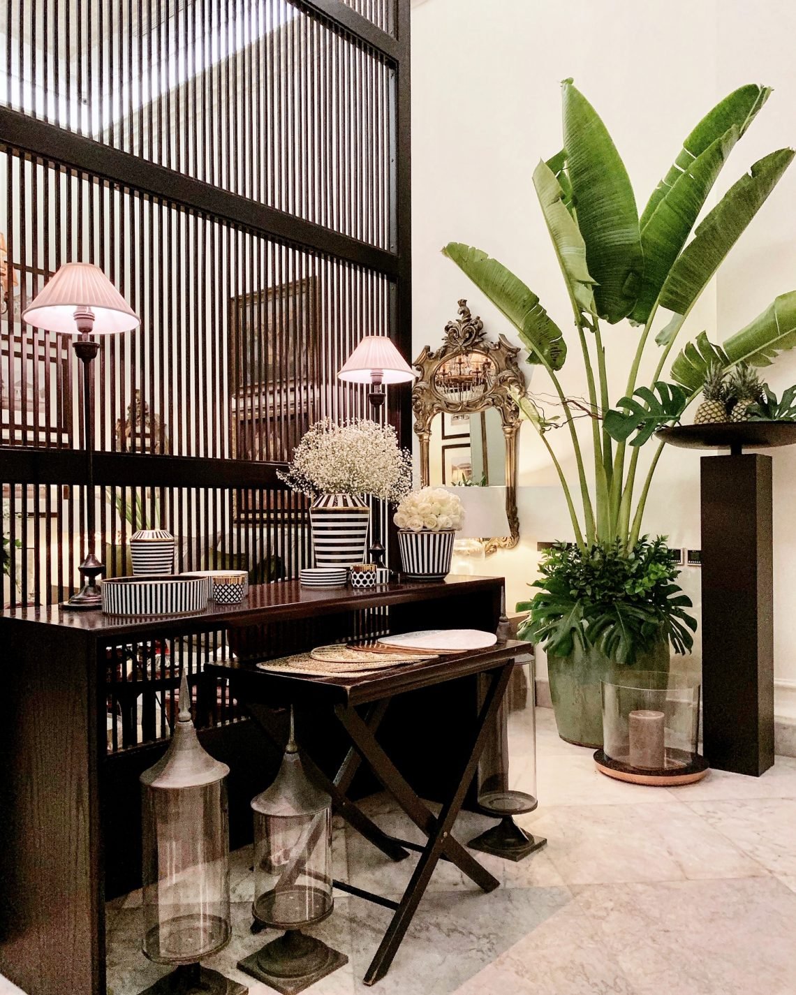 The Timeless Guru of Ethnic Colonial Style - asrinesia